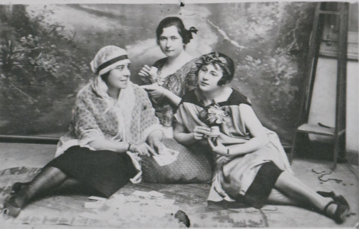 Σμύρνη 1918-1919 / Ένα ταξίδι στο χρόνο μέσα από το βιβλίο του Λεωνίδα ...